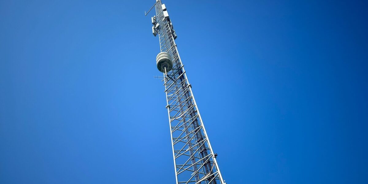 Onrust over geplande zendmast in Leyhof | Centraal+